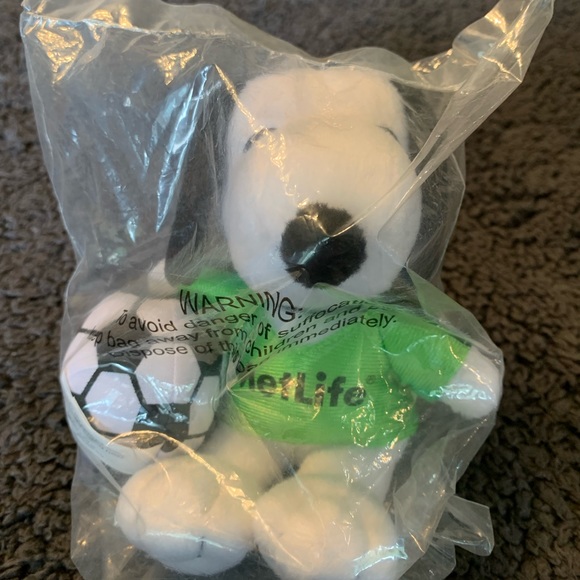 Metlife | Toys | Metlife Snoopy Mini Plush Soccer Stuffed Animal | Poshmark